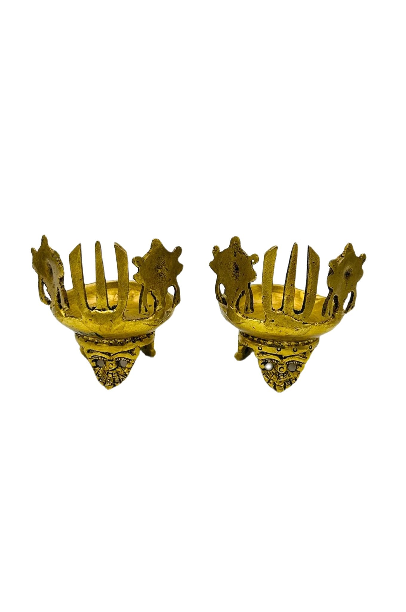 Shop Pooja Items UAE | Compact Shanku Chakram Diya Set– swadeshsouq.com